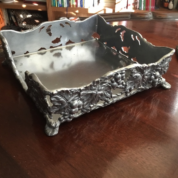 Arthur Court | Dining | Arthur Court Designs Grape Luncheon Napkin Box ...